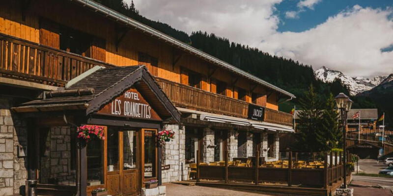 Skiing Holidays at Hotel Les Grangettes, Meribel, France