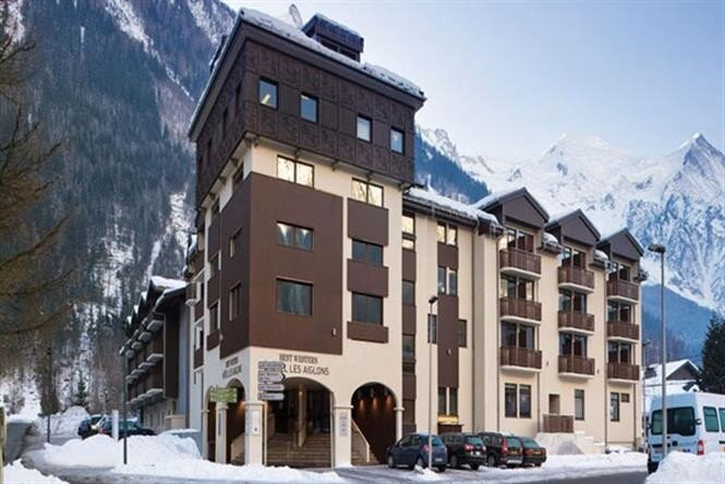 Skiing Holidays at Hotel Le Refuge des Aiglons, Chamonix, France